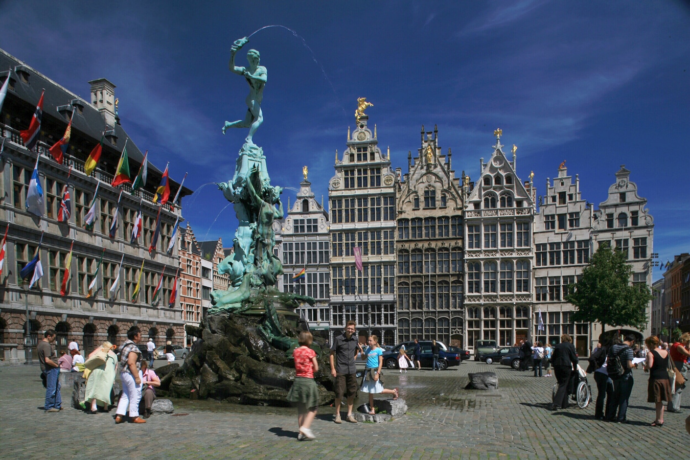 Antverpy - klenot pozdního středověku - Země Světa