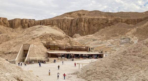Théby - královské nekropole a Údolí králů - Země Světa